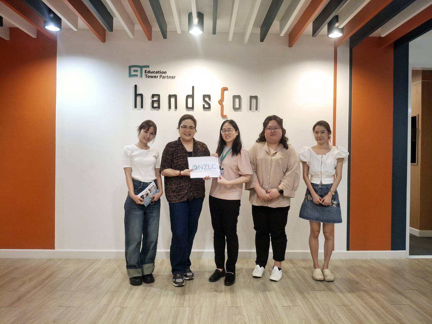 Weekly visit: รายชื่อมหาวิทยาลัยและสถาบันที่มาเยี่ยมเยียนพี่ ๆ Hands On ...